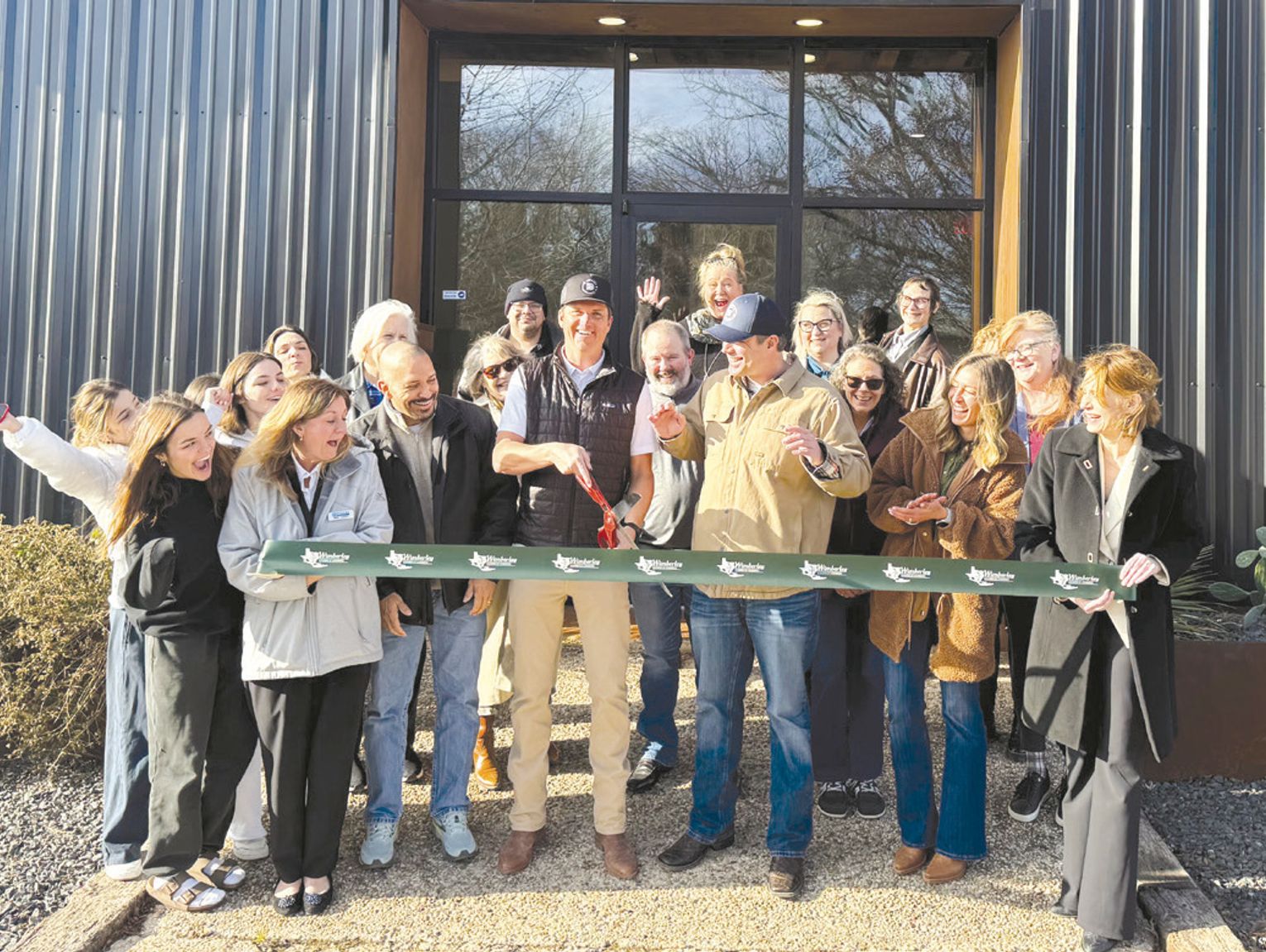 Chamber Ribbon Cutting 3C Drywall