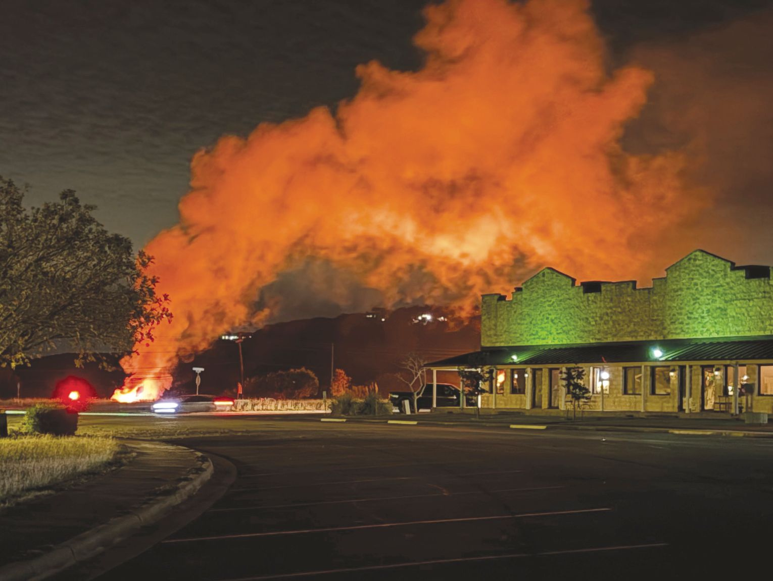 Nighttime fire prompts 911 calls