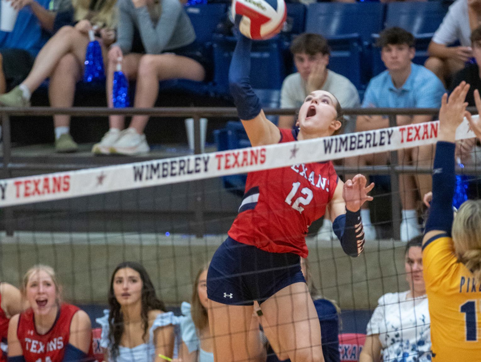 Texans sweep Poth and Cuero, continuing 17-game winning streak